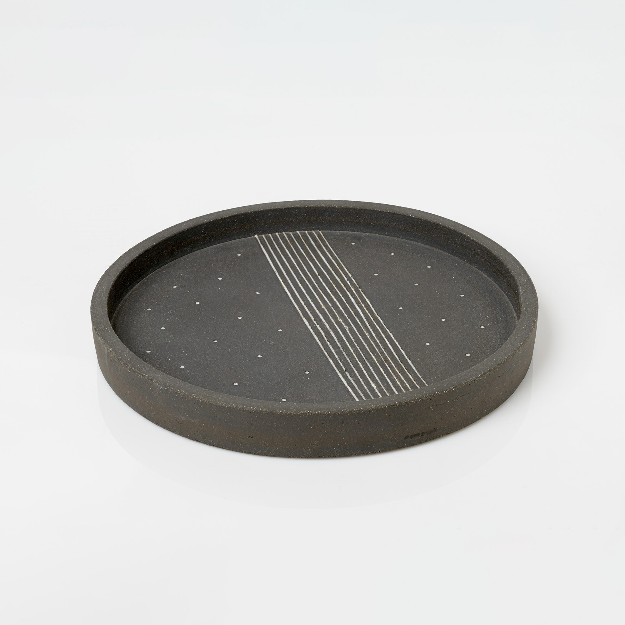 Modern round ceramic platter with rim | KORI Shop